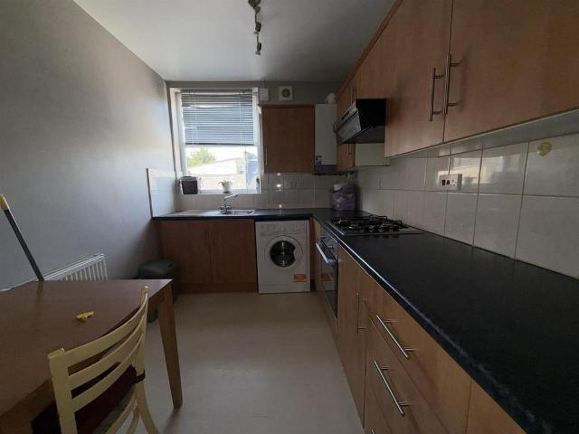 Brent Street, Hendon, London 1 bed apartment to rent £1,375 pcm £317 pw