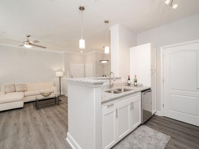 Brentmoor Apartments 2 Bedroom Apartment for Rent at 2080 Brentmoor Dr, Raleigh, NC 27604