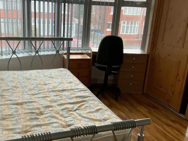 Brentbridge Road, Manchester, M14 6AT, United Kingdom | 5 bed duplex for rent #42998756 | Rentberry