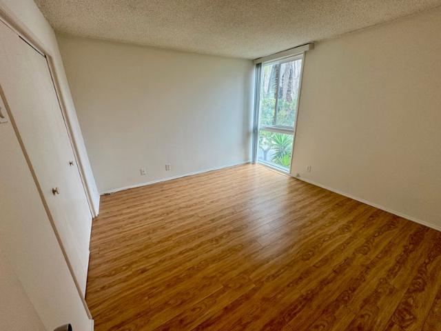 Brentwood apt with utilities and cleaning included