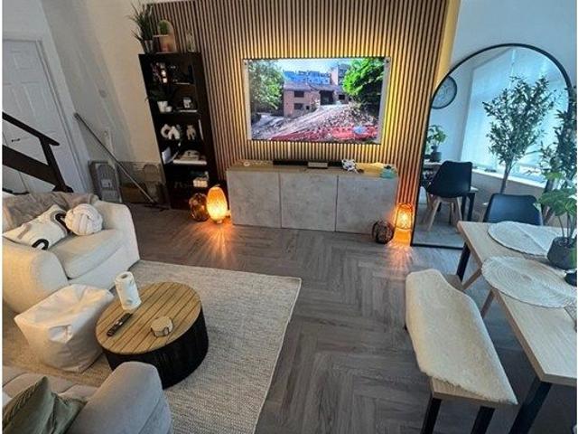 Brentwood, Brentwood CM14, Room to rent, £875 pcm | PrimeLocation
