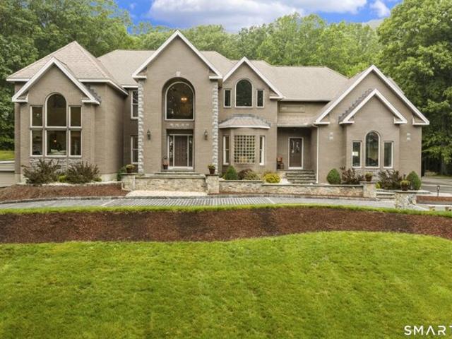 Brentwood Dr, Southington, Home For Sale