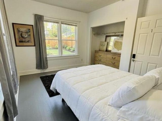 Brentwood Home, a 2 minute walk to transit stop Brentwood Ave. & Alder St. nb