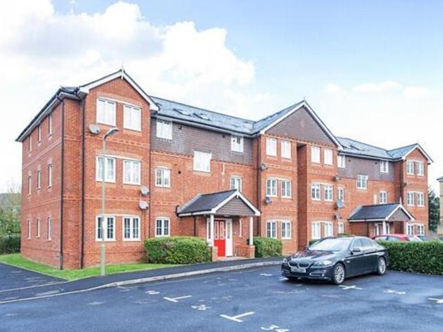 Britannia Drive, Beggarwood, 2 Bedroom Flat