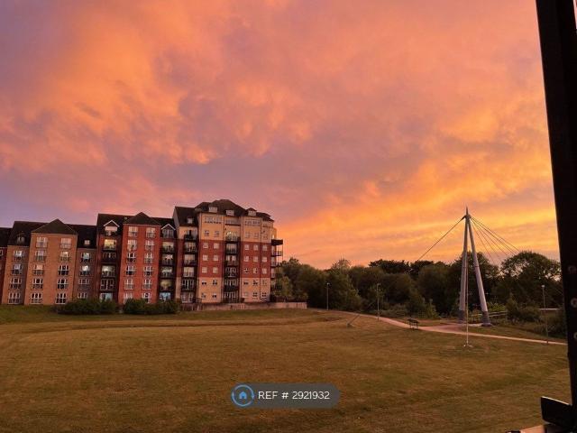 Britannia House, Bedford MK42, 2 bed flat to rent, £1,350 pcm | PrimeLocation