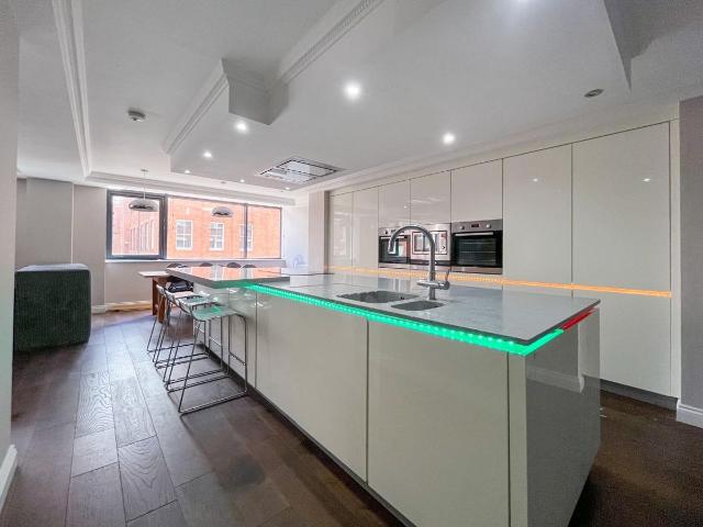 Britannia Street, Leeds LS1, 2 bed flat to rent, £2,000 pcm | PrimeLocation
