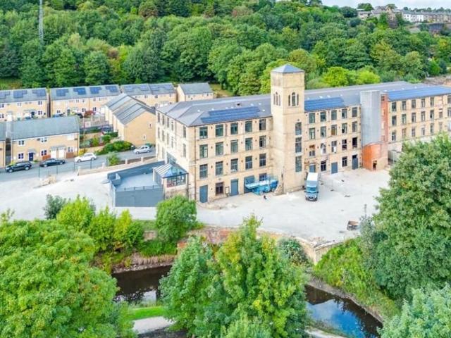 Britannia Road, Huddersfield HD3, 2 bed flat to rent, £950 pcm | PrimeLocation