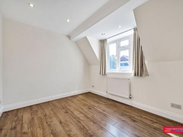 Britannia Road, London, N12