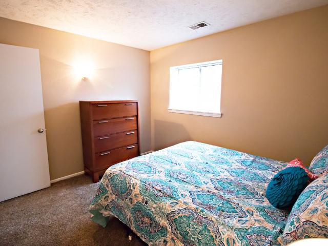Britain Towne 1 Bedroom Apartment for Rent at 2103 Fraser Ct, Bellevue, NE 68005