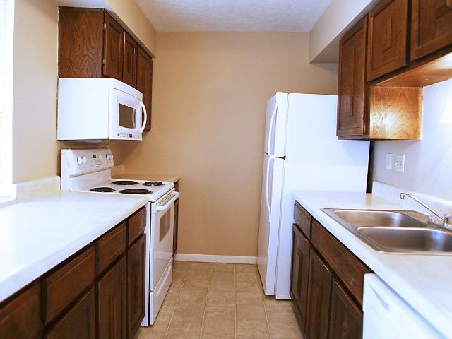 Britain Towne 2 Bedroom Apartment for Rent at 2103 Fraser Ct, Bellevue, NE 68005