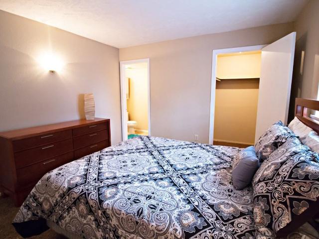 Britain Towne 2 Bedroom Apartment for Rent at 2103 Fraser Ct, Bellevue, NE 68005