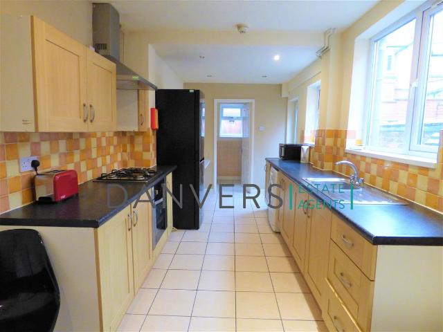 Briton Street, Leicester LE3, 5 bed terraced house to rent, £1,625 pcm | PrimeLocation