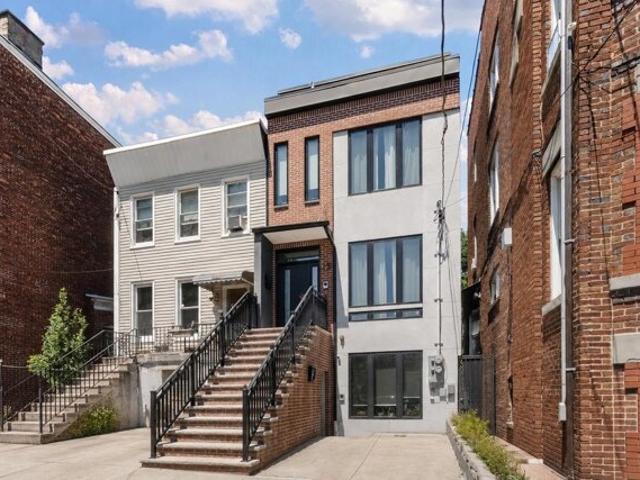 Britton St Unit,jersey City, Condo For Sale