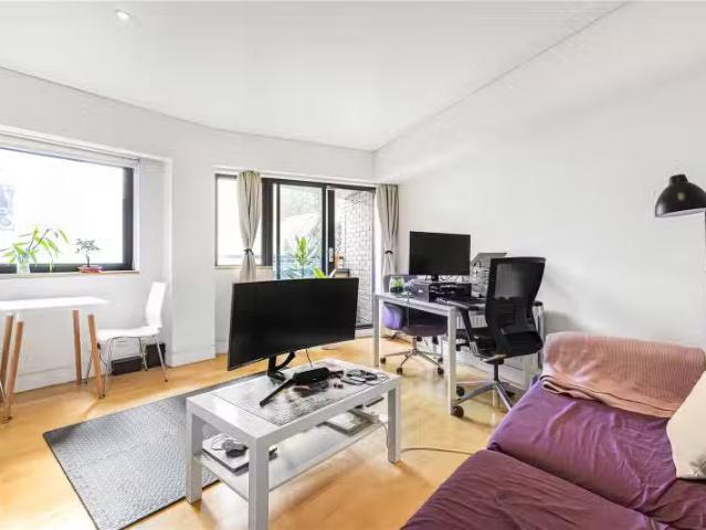 Britton Street, London, EC1M 5NW