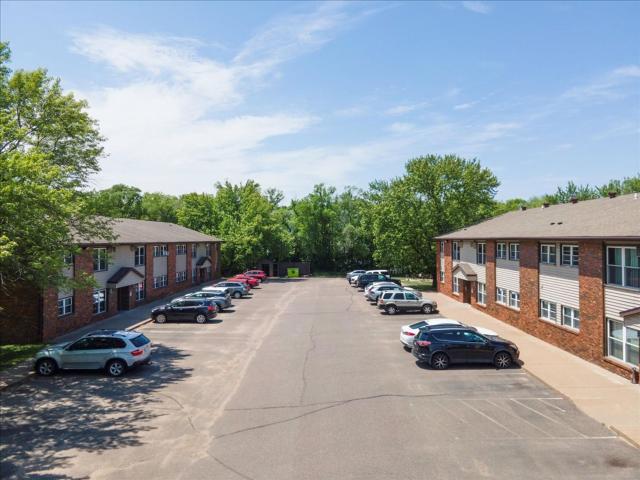 Brittany Court Apartments | Convenient Menomonie Living