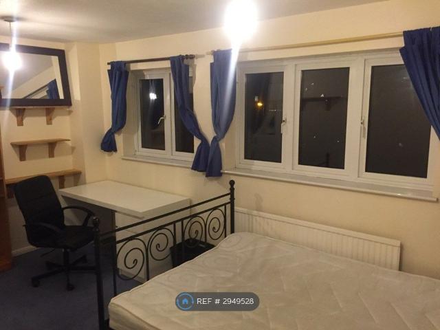 Britten Close, Colchester CO4, Room to rent, £525 pcm | PrimeLocation