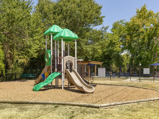 Brixton McKinney Apartments 2 Bedroom Apartment for Rent at 600 S Graves St, Mckinney, TX 75069