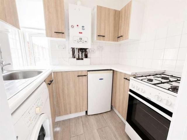 Brixton Hill Court, Brixton Hill, SW2
