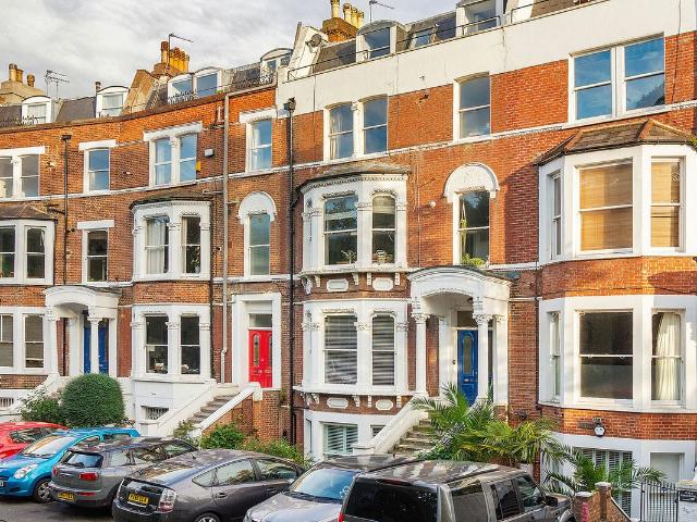 Brixton Hill, Brixton, London SW2, 2 bed flat to rent, £3,000 pcm | PrimeLocation