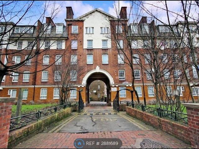 Brixton Hill, London SW2, 2 bed flat to rent, £1,995 pcm | PrimeLocation