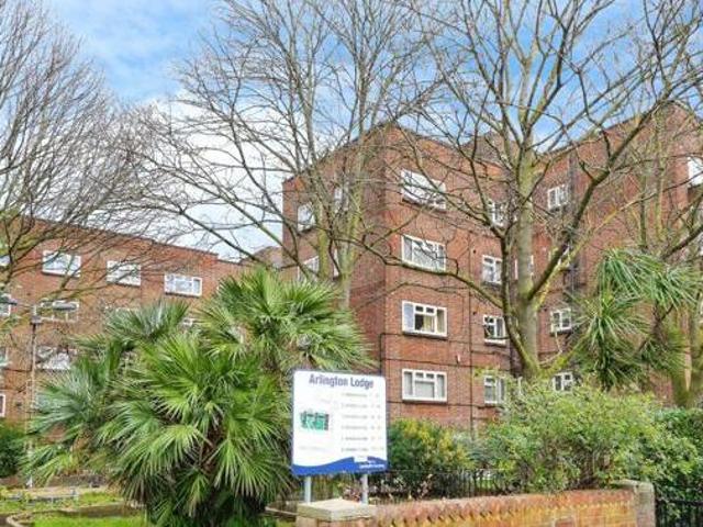 Brixton Hill, London, 2 Bedroom Flat