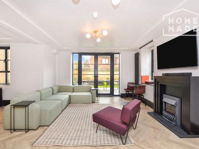 Brixton Junction, Brixton, SE24
