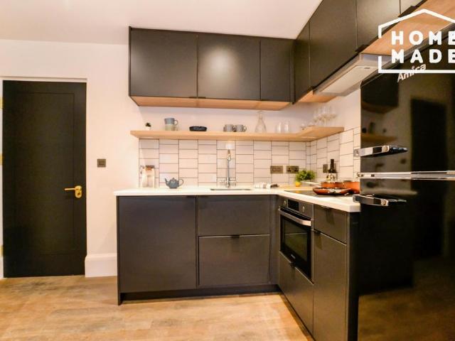 Brixton Junction, Brixton, SE24 1 bed apartment to rent £1,695 pcm £391 pw