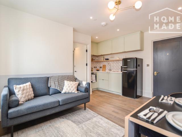 Brixton Junction, Brixton, SE24