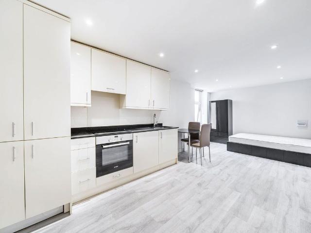 Brixton Road, Brixton, London SW9, Studio to rent, £1,469 pcm | PrimeLocation