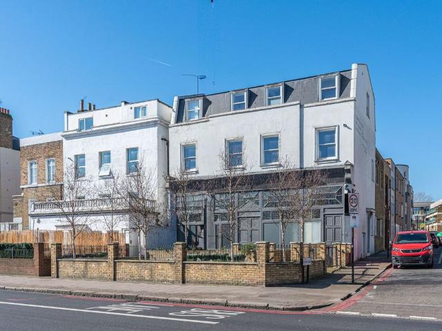 Brixton Road, Brixton, London SW9, 2 bed flat to rent, £2,500 pcm | PrimeLocation