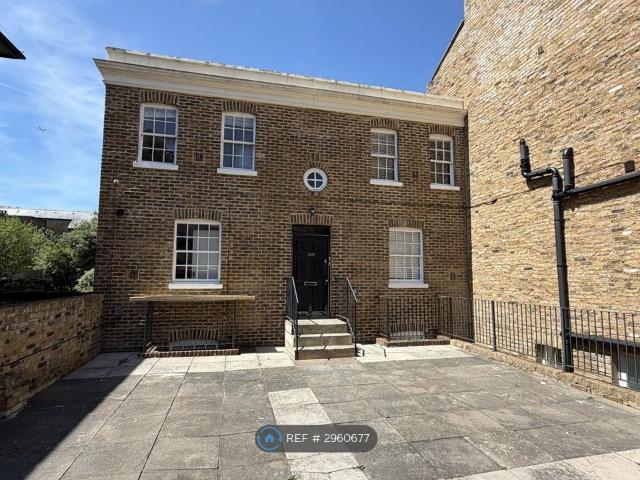 Brixton Road, London SW9, 2 bed flat to rent, £2,550 pcm | PrimeLocation