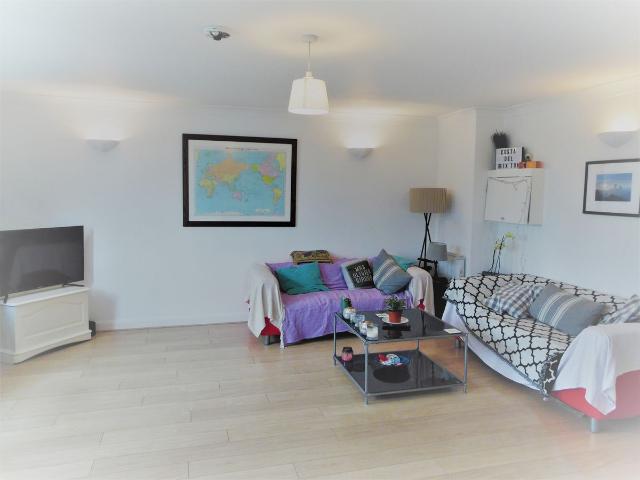 Brixton Road, London SW9, 2 bed flat to rent, £2,350 pcm | PrimeLocation