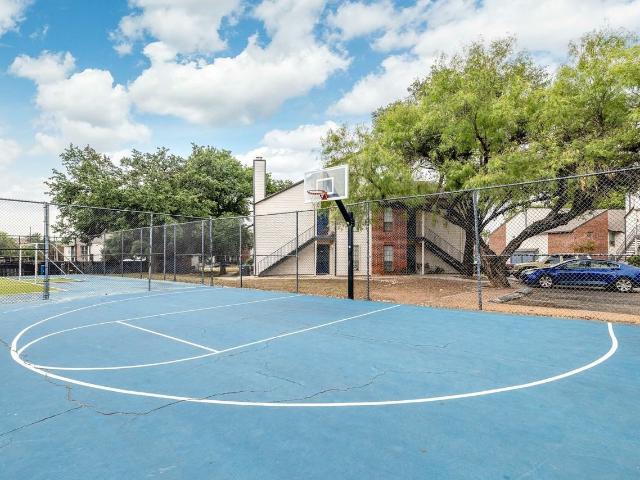 Brixton 1 Bedroom Apartment for Rent at 2555 Ne Loop 410, San Antonio, TX 78217