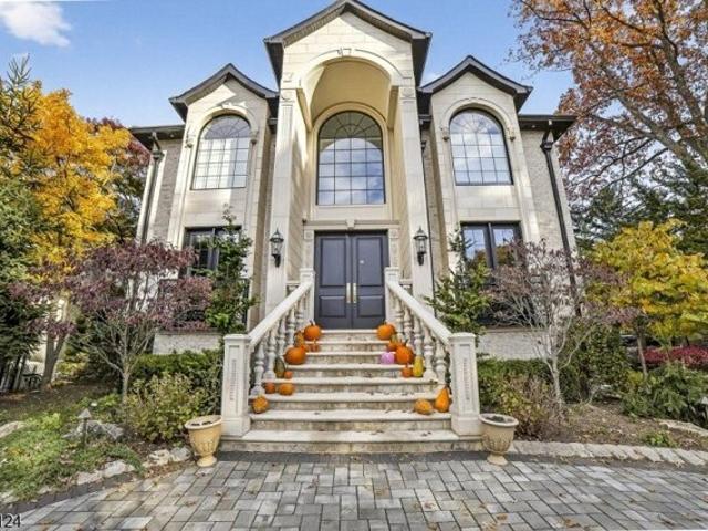 Briar Way, Fort Lee, Home For Sale