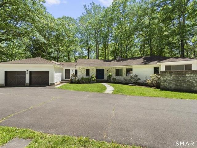 Briar Woods Trl, Stamford, Home For Sale