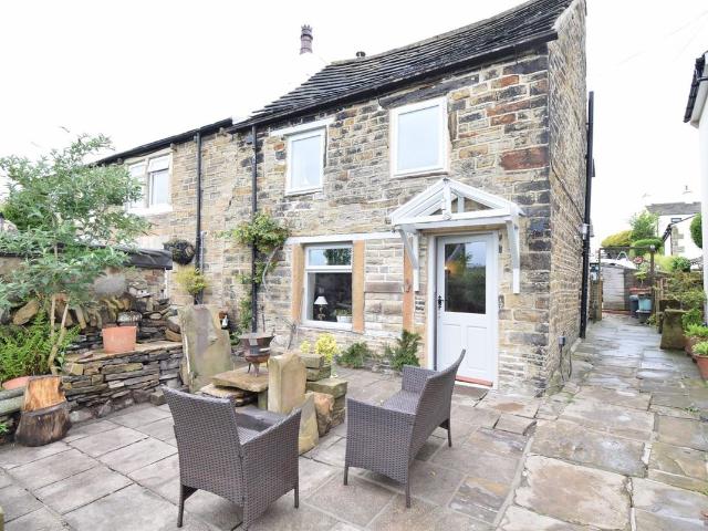 Briar Cottage, Briestfield Road, Wakefield WF12, 1 bed cottage to rent, £1,083 pcm | PrimeLocation