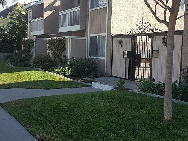 Briar Court 1 Bedroom Apartment for Rent at 3160 West Ball Road, Anaheim, CA 92804