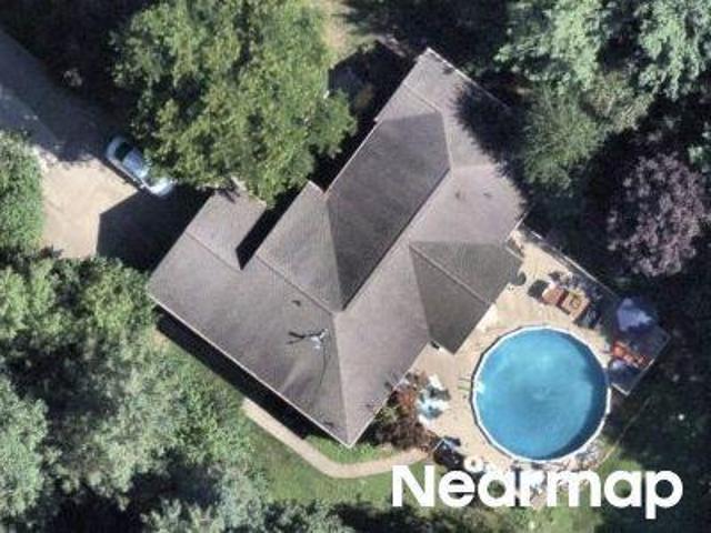 Briar Creek Ln