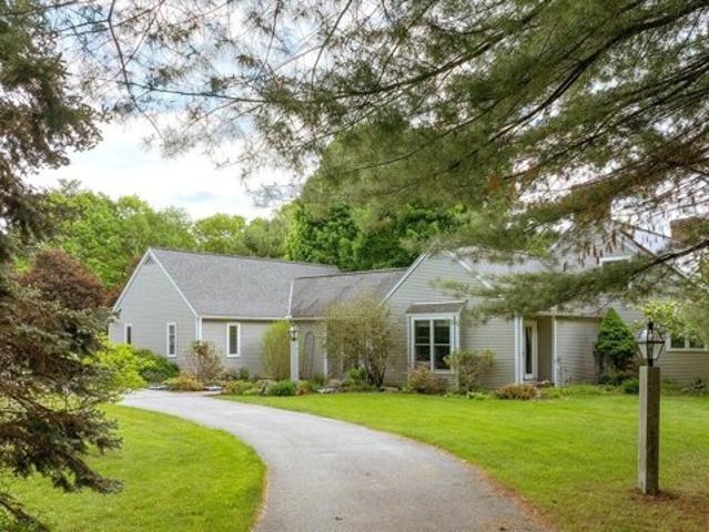 Briar Hill Rd, Hopkinton, Home For Sale