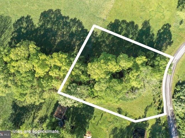 Briar Mountain Dr, Shepherdstown, WV 25443