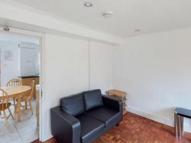 Briars Wood, Hatfield, AL10