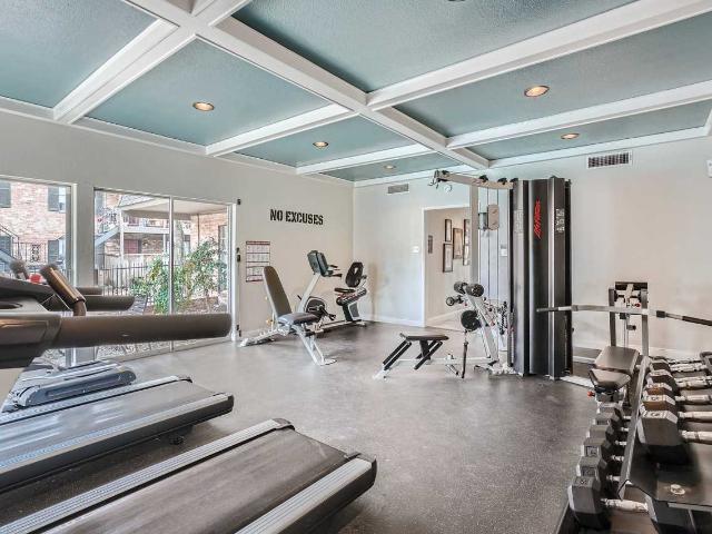 Briarwest 1 Bedroom Apartment for Rent at 2010 Winrock Blvd, Houston, TX 77057 Great Uptown