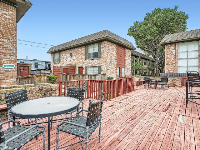 Briarwest 1 Bedroom Apartment for Rent at 2010 Winrock Blvd, Houston, TX 77057 Great Uptown