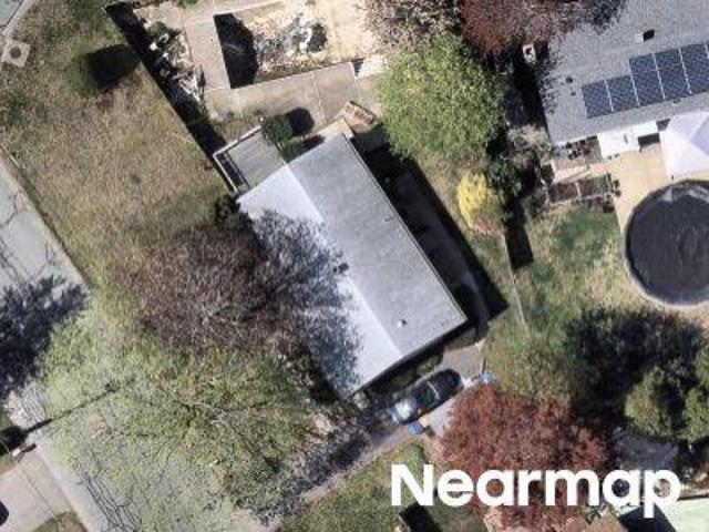 Briarwood Dr