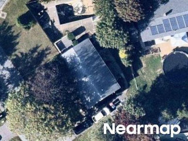 Briarwood Dr