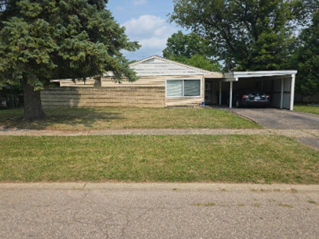 Briarwood Dr