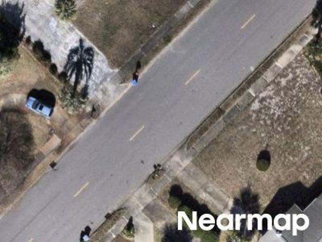 Briarwood Dr