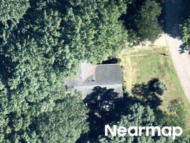Briarwood Dr