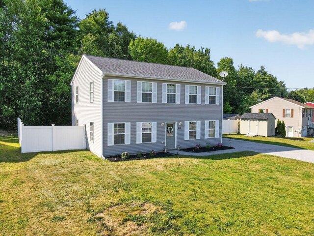 Briarwood Dr Ext, Bangor, Home For Sale