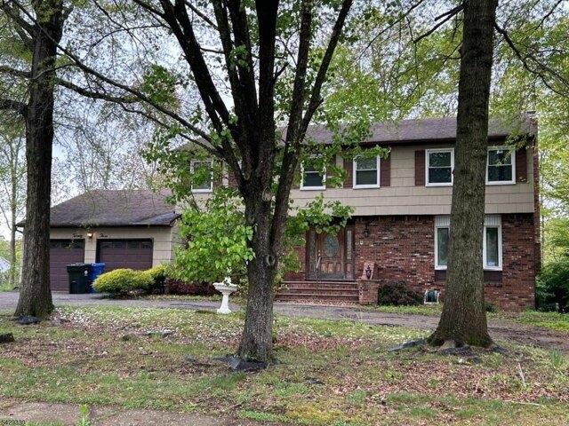 Briarwood Dr, Old Bridge Township, Home For Sale